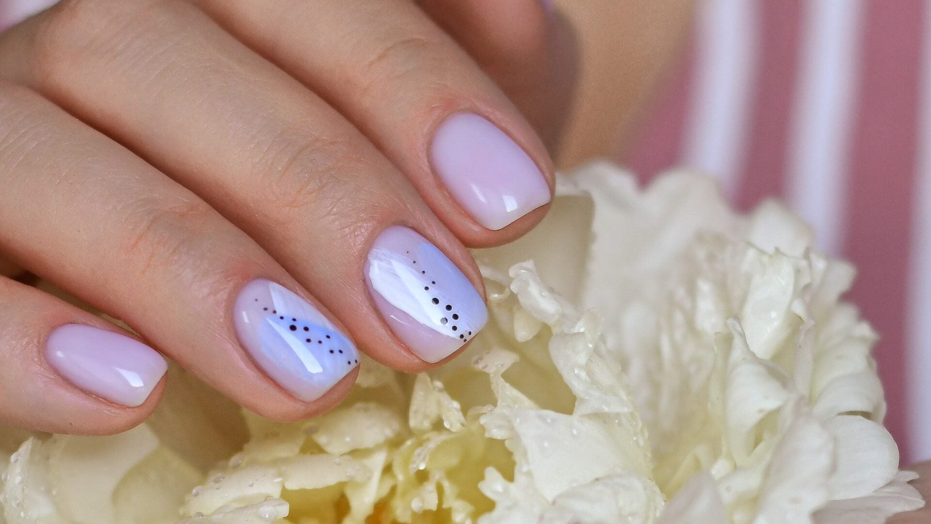 Color Changing Nails- A Fabulous Explosion of Colors – BURIBURI STORE